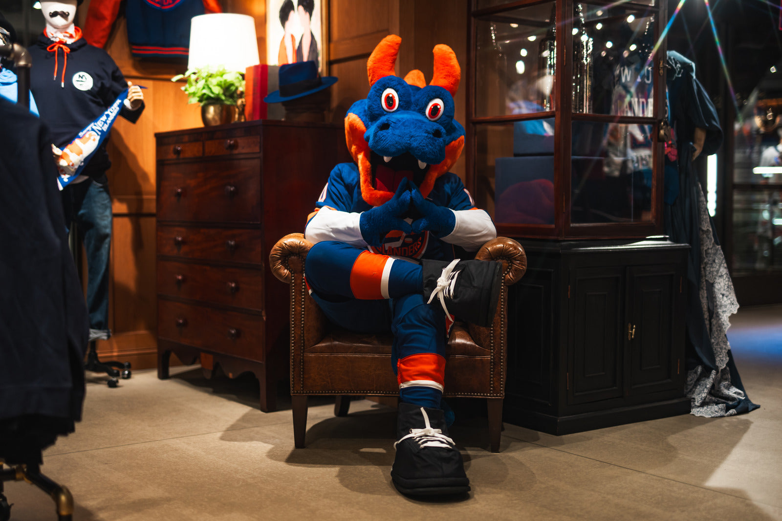 Sparky - In-Game Mascot Surprise Visit – MascotLink